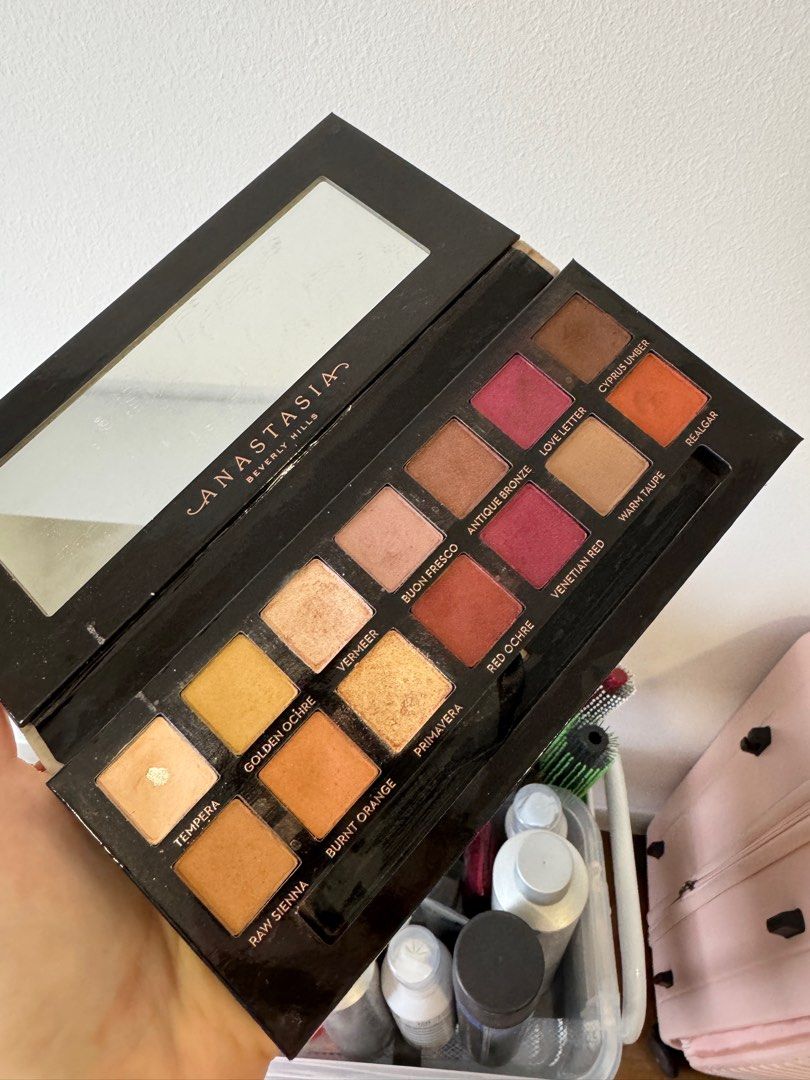 Modern Renaissance ABH Palette, Beauty & Personal Care, Face, Makeup on ...