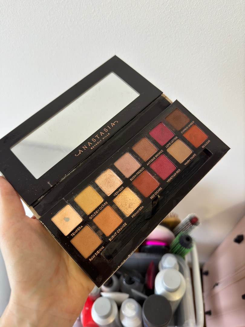 Modern Renaissance ABH Palette, Beauty & Personal Care, Face, Makeup on ...