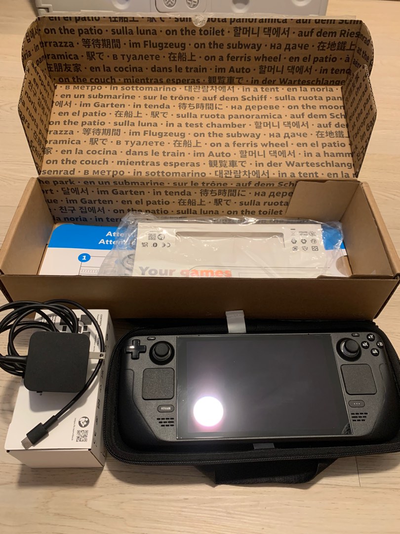 Steam Deck 256GB with Charger, Case, Bag, Box, Video Gaming, Video Game ...