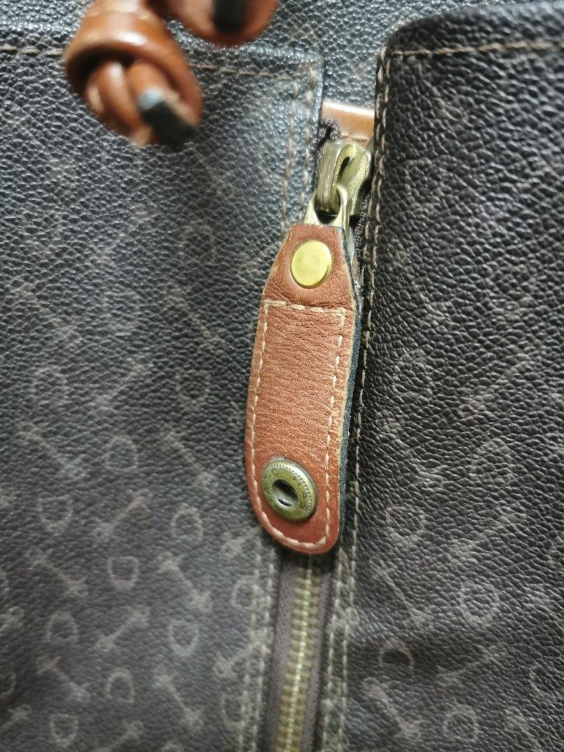 WHY bucket bag, Luxury, Bags & Wallets on Carousell