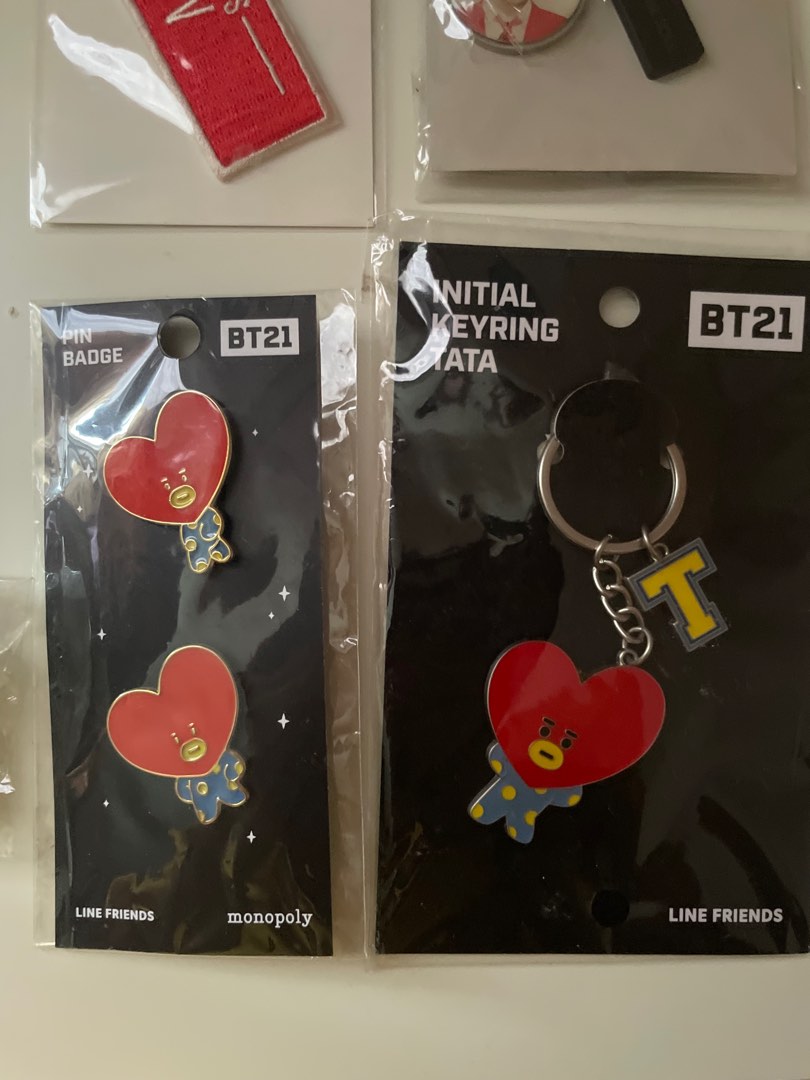BT21 Tata keychain & badge, Hobbies & Toys, Collectibles & Memorabilia ...