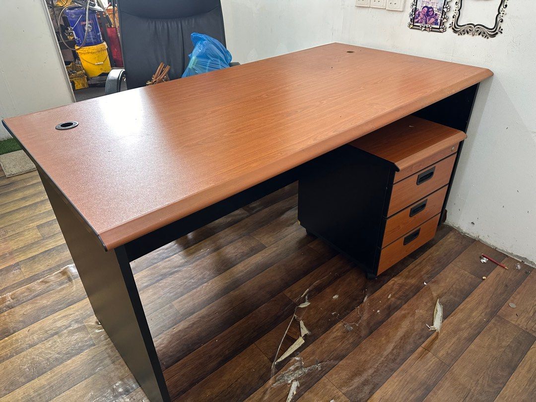 5 feet office table set, Furniture & Home Living, Furniture, Tables ...