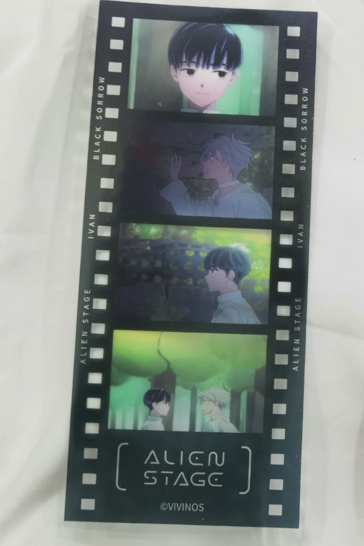 交換 Alien Stage Cafe 異星舞台 特典膠片 Ivan 款, 興趣及遊戲, 玩具 & 遊戲類 - Carousell