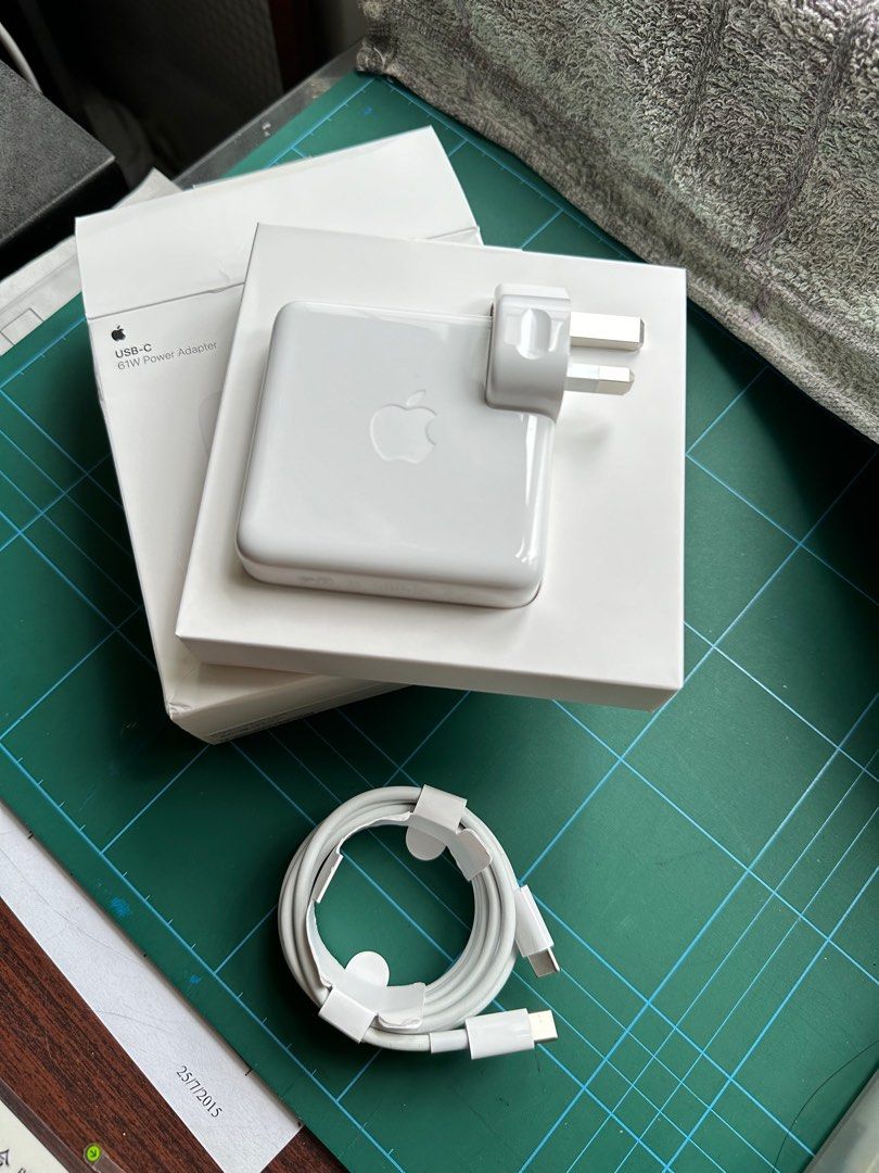 全新原廠 Apple 61W Type C 火牛及原裝2米USB-C線 (MacBook/iPad適用) 不議, 電腦＆科技, 電腦周邊及配件 ...