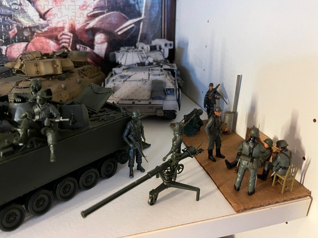 Assorted 1/35 Military Models - A-10, M2, M2A2 Bradley, M113, HUMVEE ...