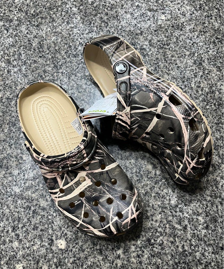 Classic Marble Clog, Women's Fashion, Footwear, Slippers and slides on ...