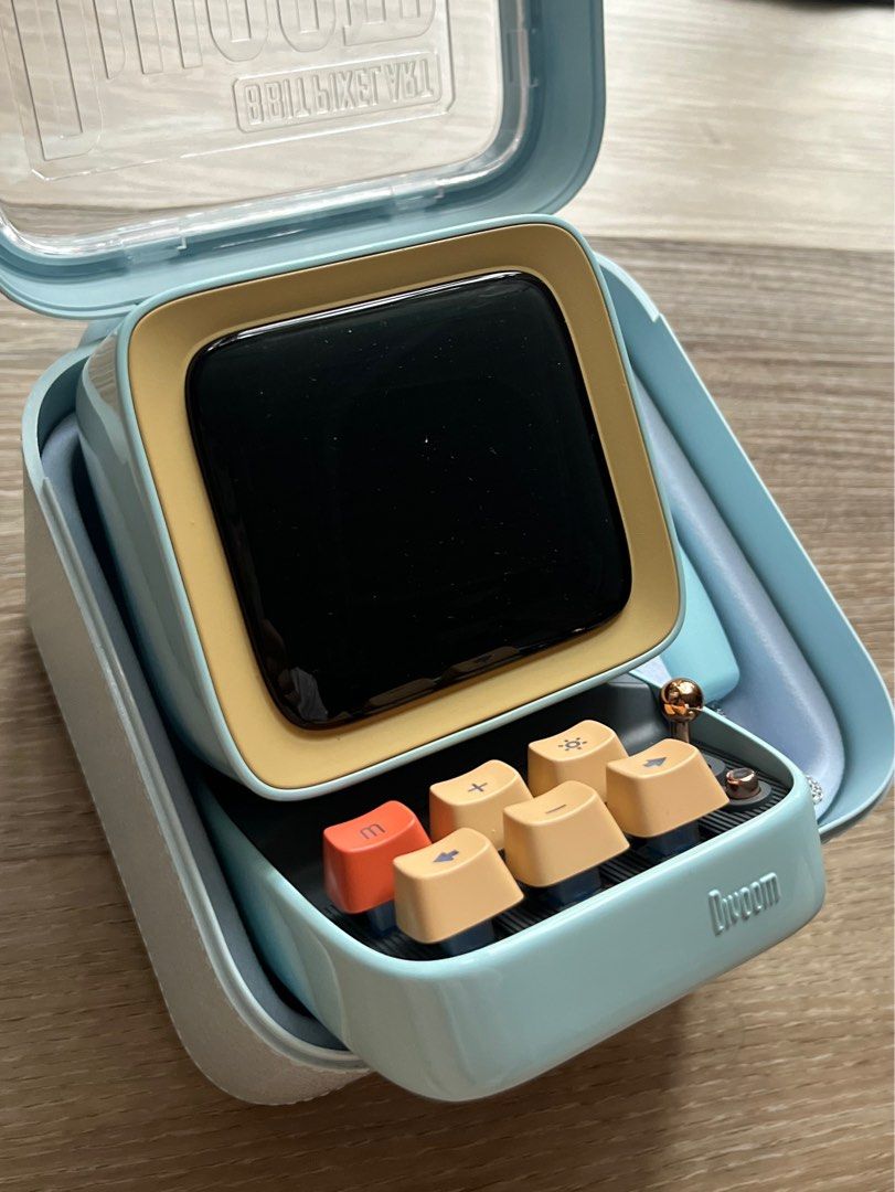 DIVOOM Ditoo with Mic, Audio, Soundbars, Speakers & Amplifiers on Carousell