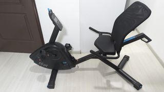 Decathlon Ergonomic and Compact Abs Exerciser 100, Sports Equipment ...