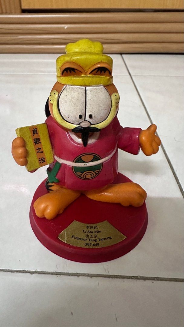 GARFIELD collectable, Hobbies & Toys, Collectibles & Memorabilia ...
