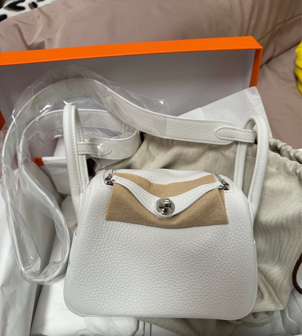 Hermes mini Lindy, 名牌, 手袋及銀包 - Carousell