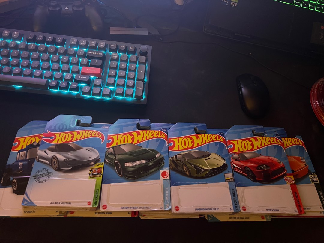 Hotwheels Cards, Hobbies & Toys, Stationery & Craft, Other Stationery ...