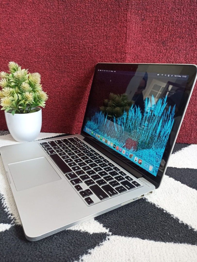 Jual MacBook murah berkualitas, cocok untuk desain, Elektronik ...