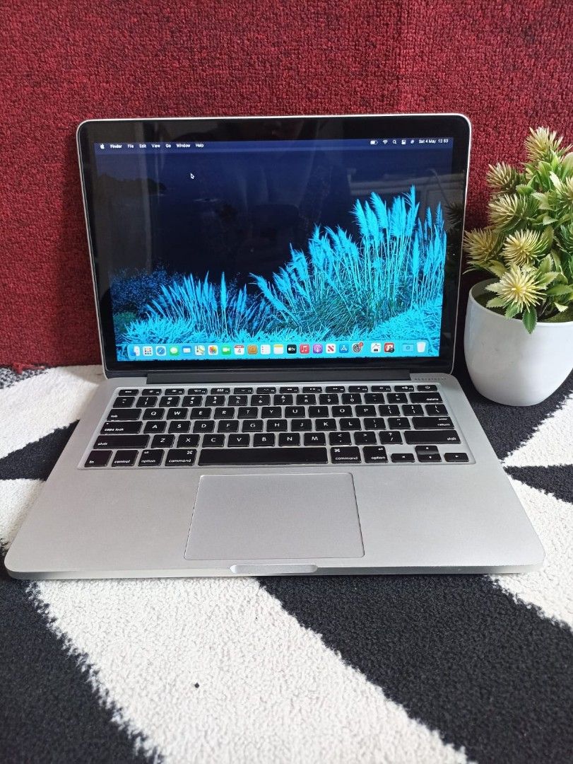 Jual MacBook murah berkualitas, cocok untuk desain, Elektronik ...