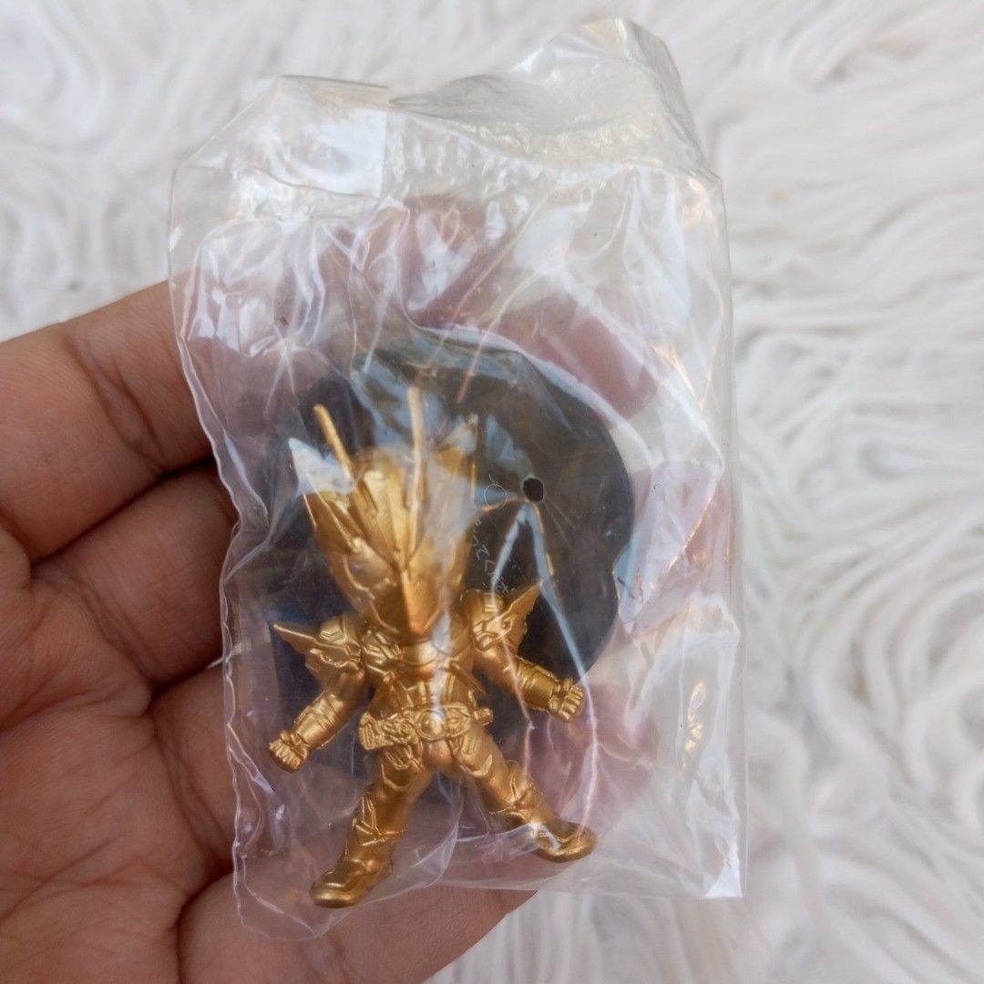 Kamen Rider Zero One Shining Assault Hopper Gold Figure, Hobbies & Toys ...