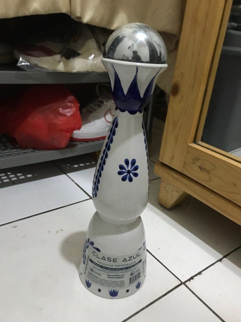 Keramik Botol Tequila Clase Azul, Antik, Pajangan di Carousell