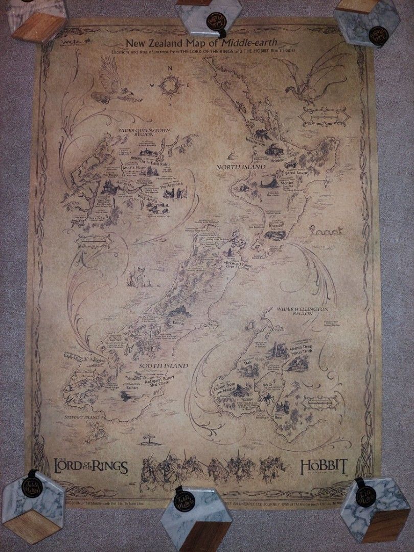 Lord of the Rings New Zealand Map of Middle-earth, Hobbies & Toys ...