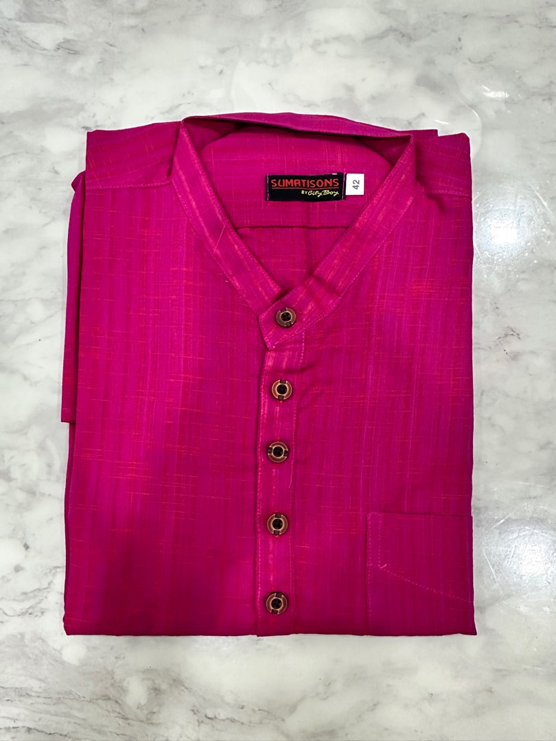 Men’s short sleeve Jippa, size 42, brand new, Men's Fashion, Tops ...