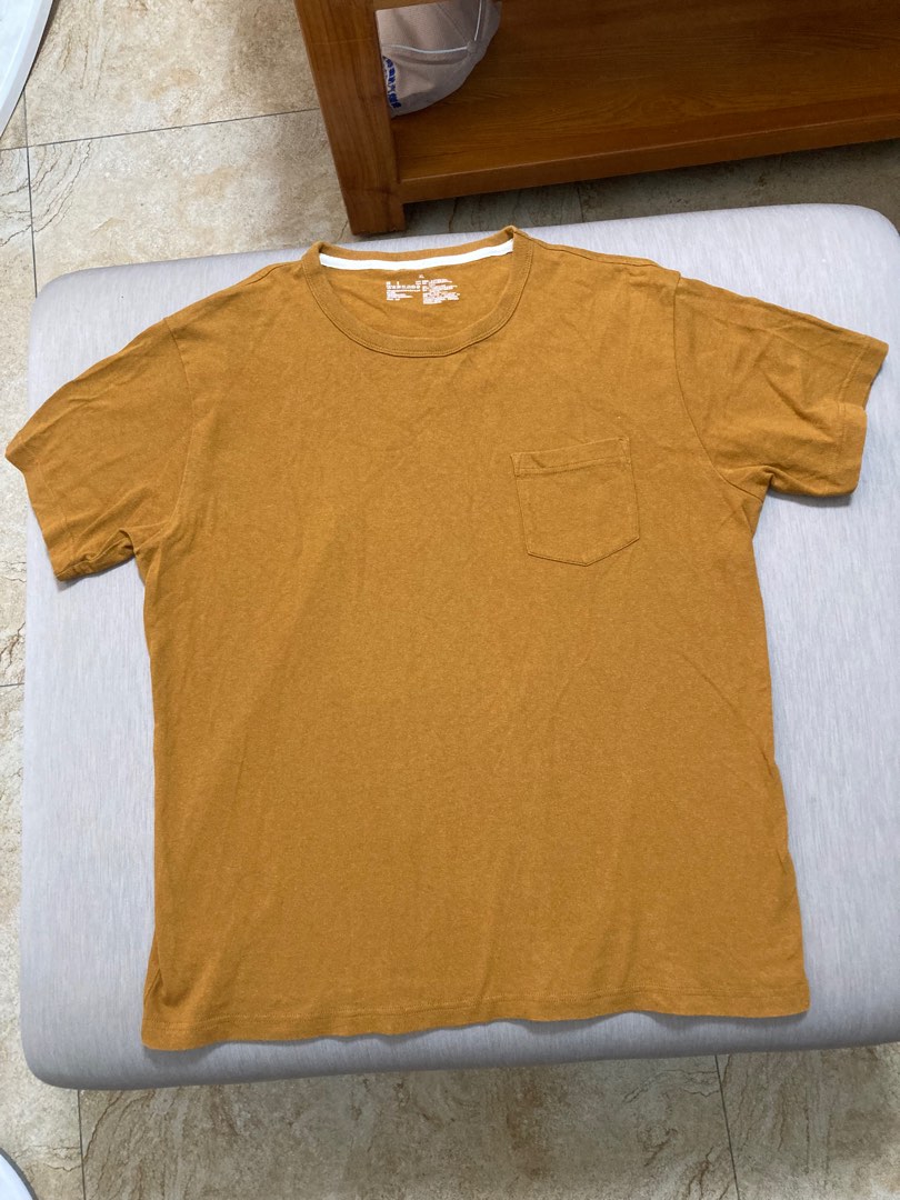 Muji 無印良品T恤XL號, 他的時尚, 上衣與西裝, T恤、Polo衫在旋轉拍賣