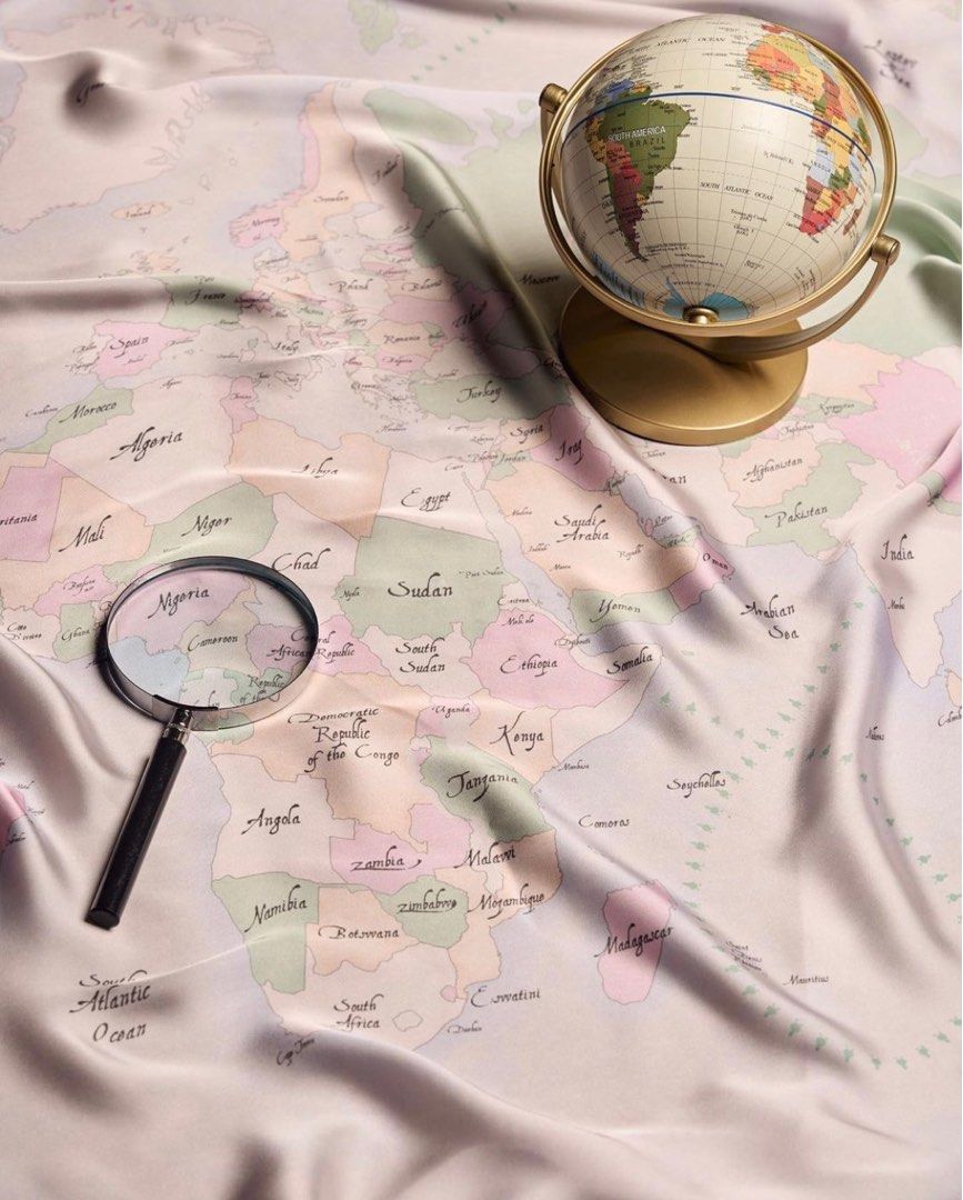 [NEW] World Map dUCk Poster (Size A0), Furniture & Home Living, Home ...