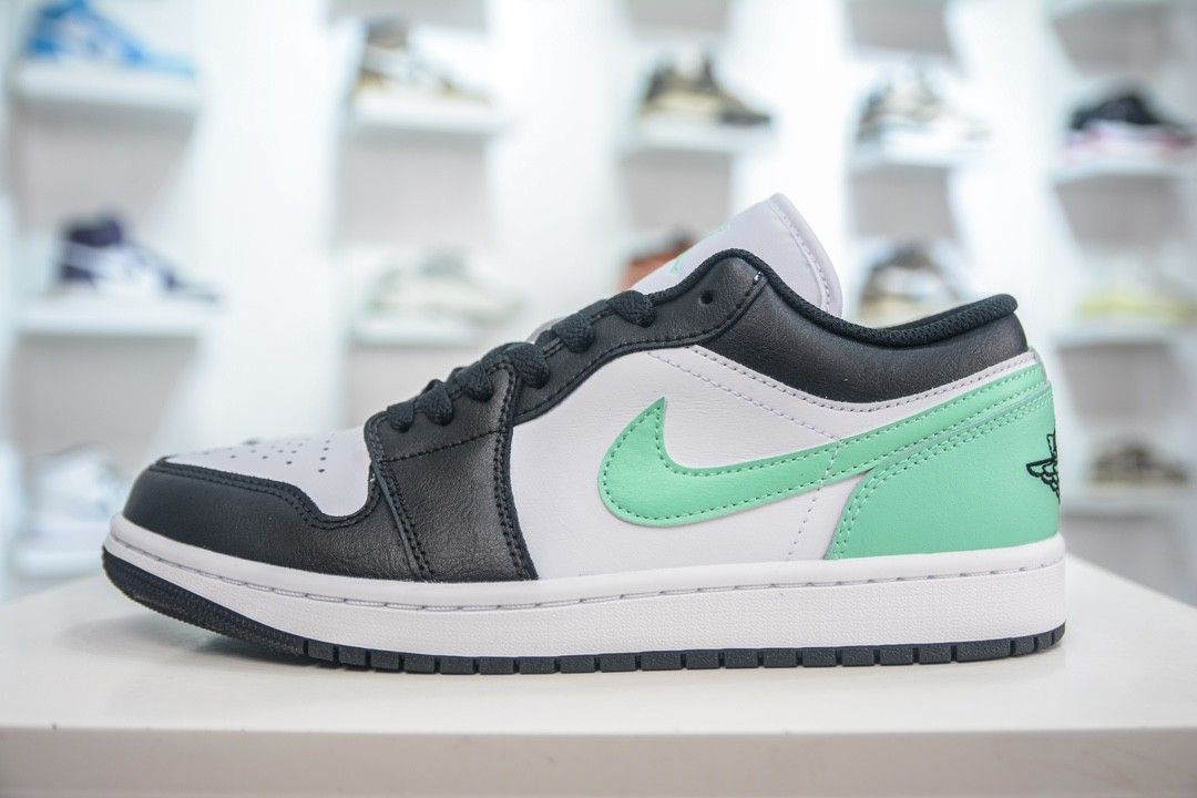 Nike Air Jordan 1 Low “Green Glow” (W)(2024) 553558-131, Luxury ...