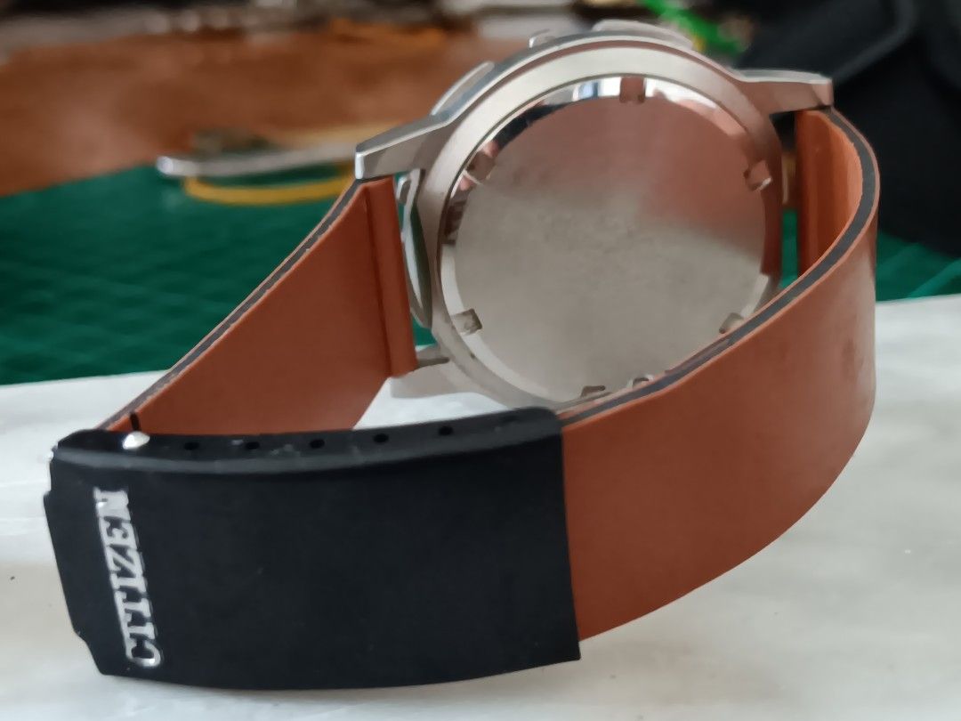 Original Laurier gent watch, Women's Fashion, Watches & Accessories ...