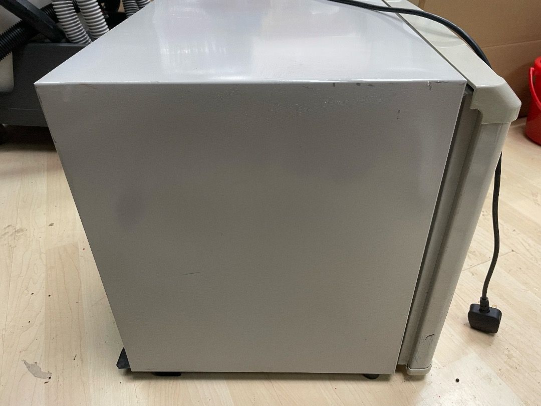 Panasonic NR-A5ED-H6P mini fridge (50L) (non cfc), TV & Home Appliances ...