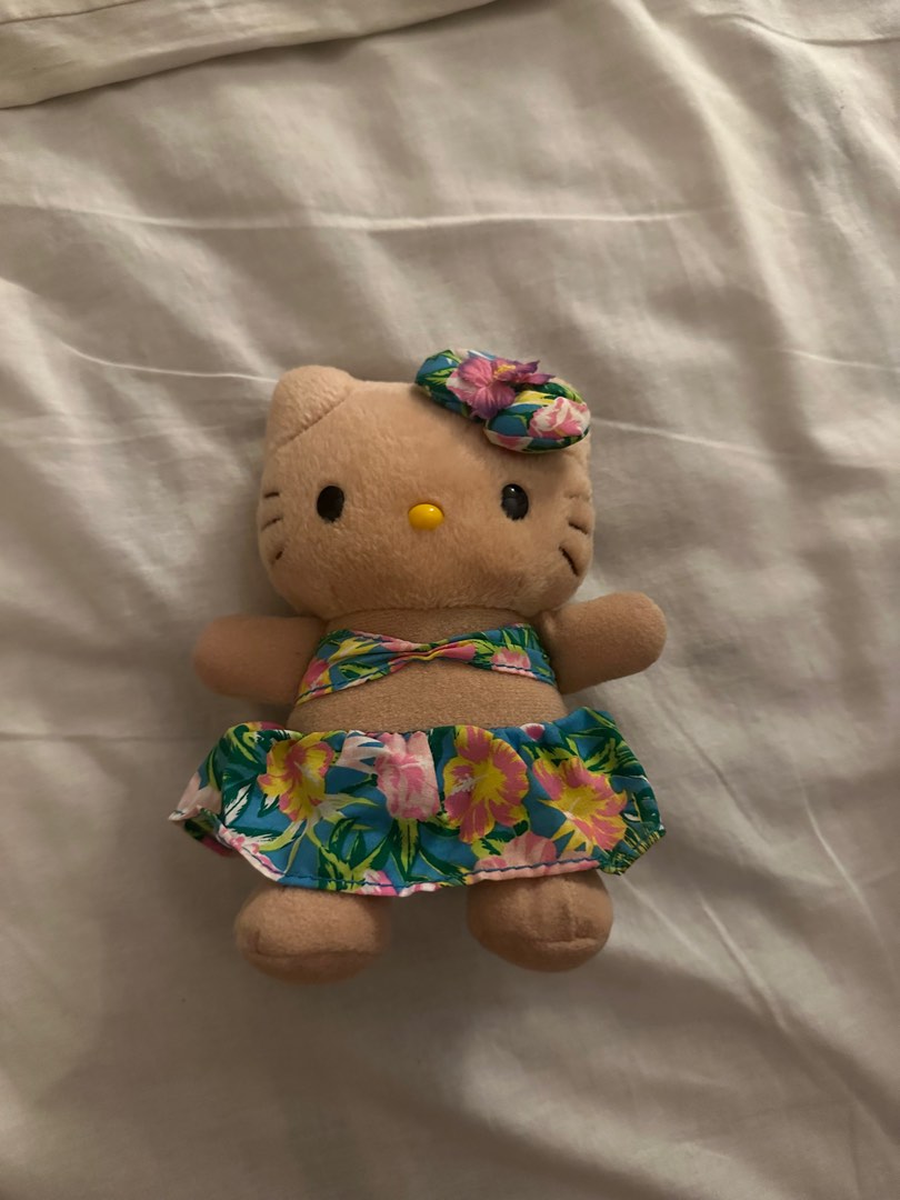 tan hello kitty, Hobbies & Toys, Toys & Games on Carousell