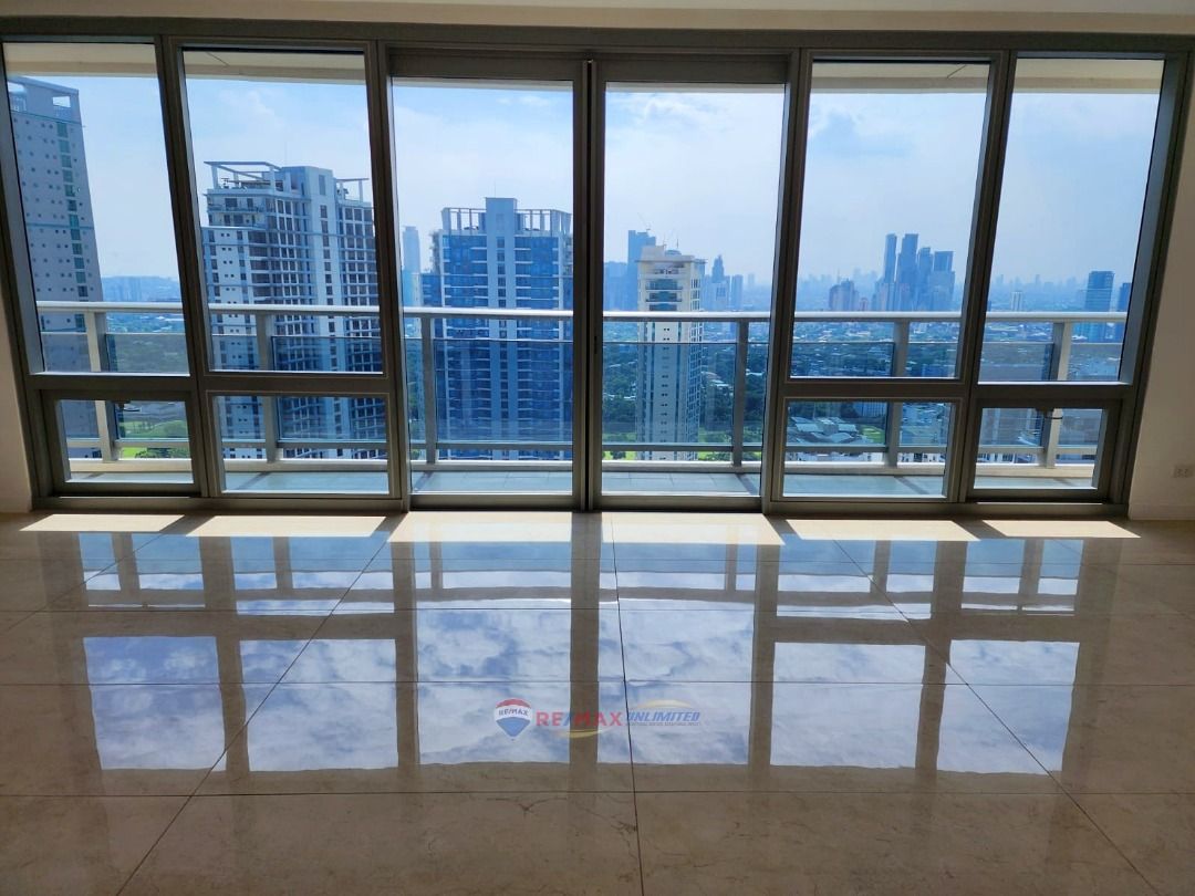 THE SUITES AT ONE BONIFACIO HIGH STREET BGC FOR SALE 3BR 3BEDROOM BRAND ...