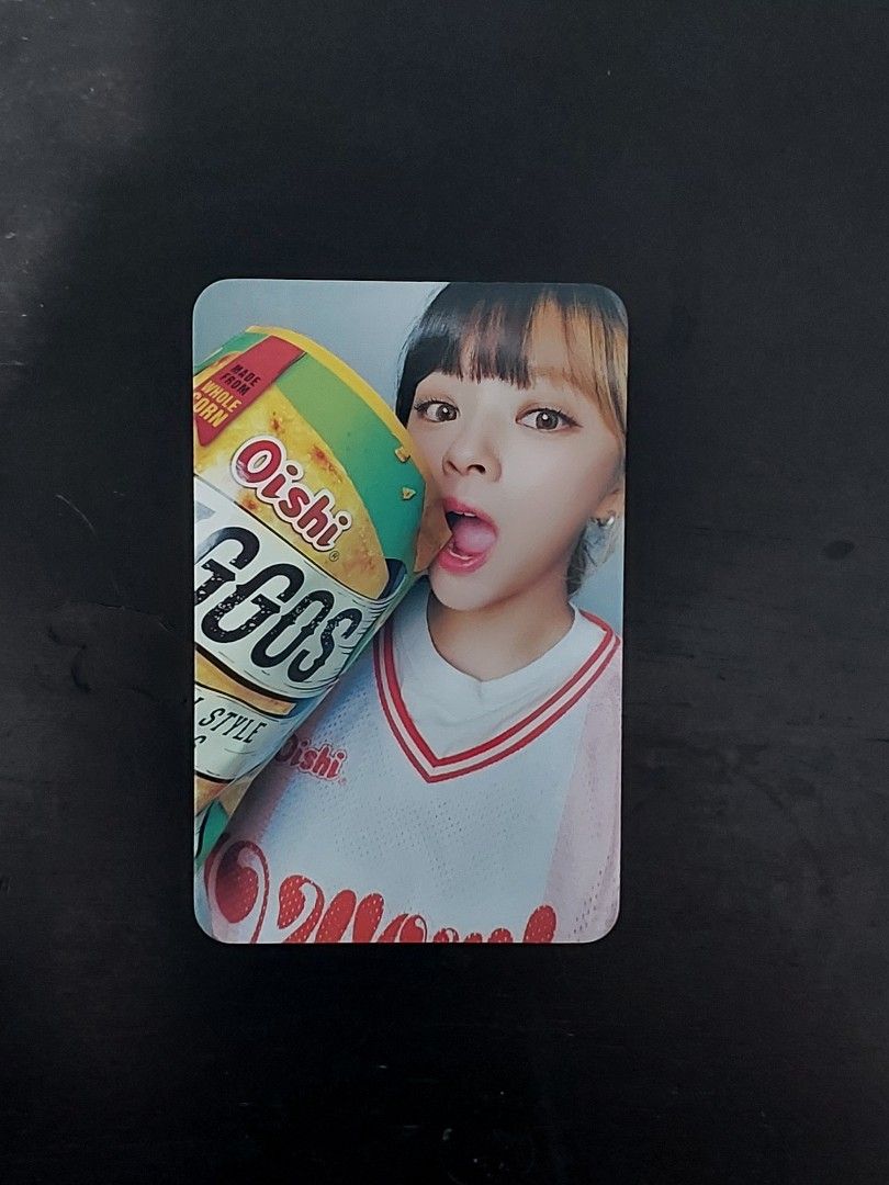 Twice Oishi Snacktacular Jeongyeon Photocard and Poster, Hobbies & Toys ...