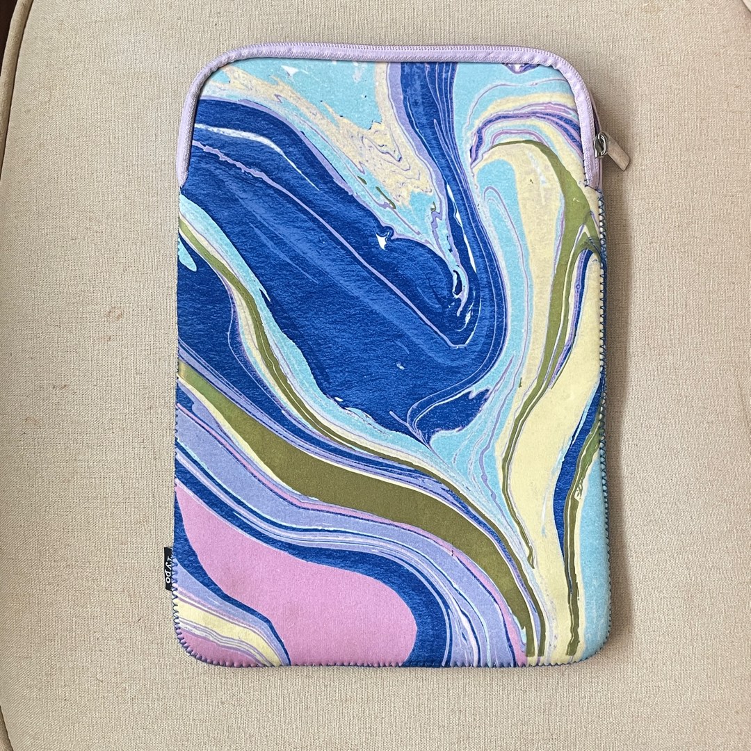 Typo Laptop Sleeve 13 Inch, Telepon Seluler & Tablet, Aksesoris Tablet ...