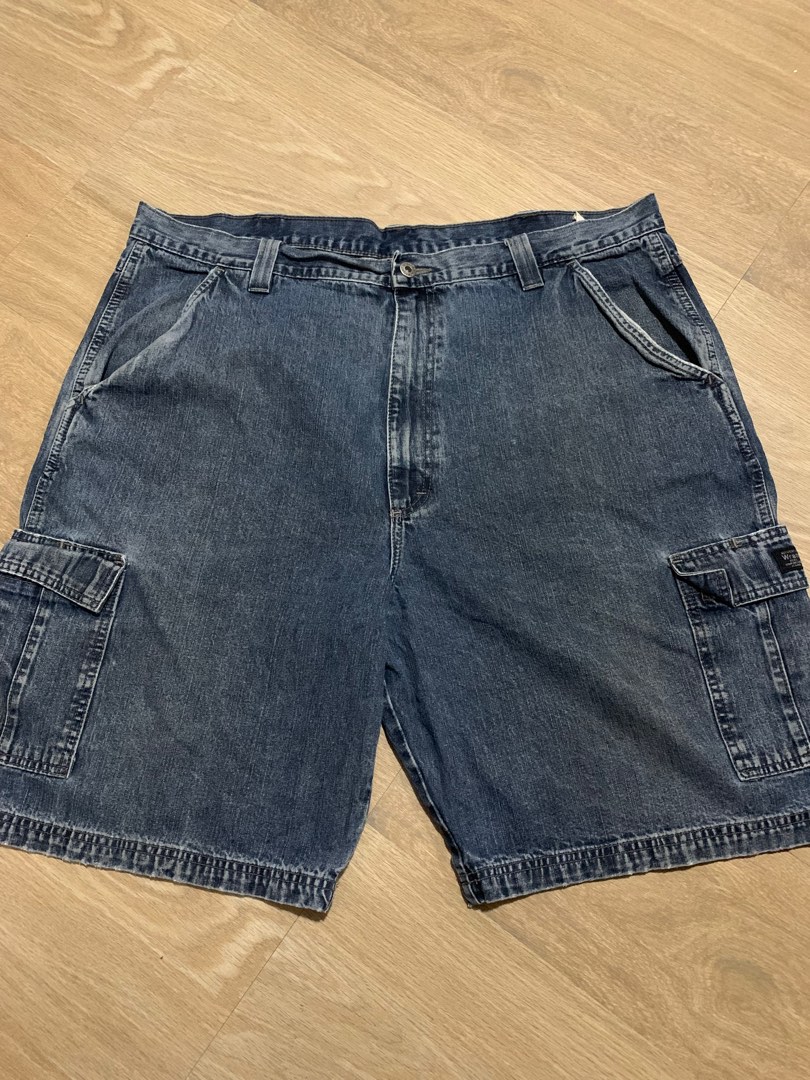 Wrangler Cargo Denim Jorts, Men's Fashion, Bottoms, Shorts on Carousell