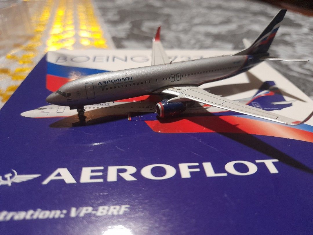 1/400 Phoenix Aeroflot B737-800, Hobbies & Toys, Toys & Games on Carousell