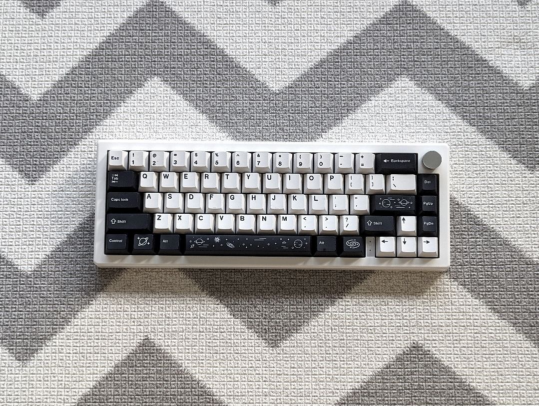 65% Custom Mechanical Keyboard (WhiteGalaxy0505) - Fully Modded Tri ...