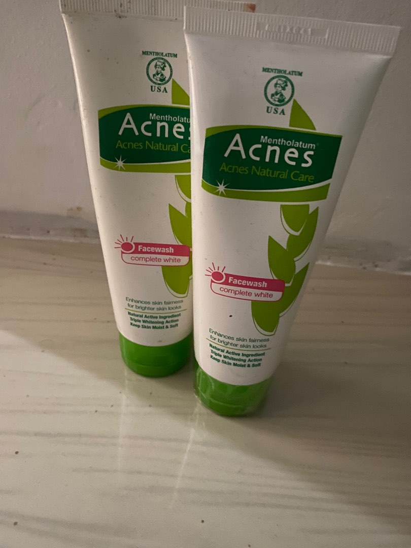 Acnes Facial Wash Complete White, Kesehatan & Kecantikan, Kulit, Sabun ...