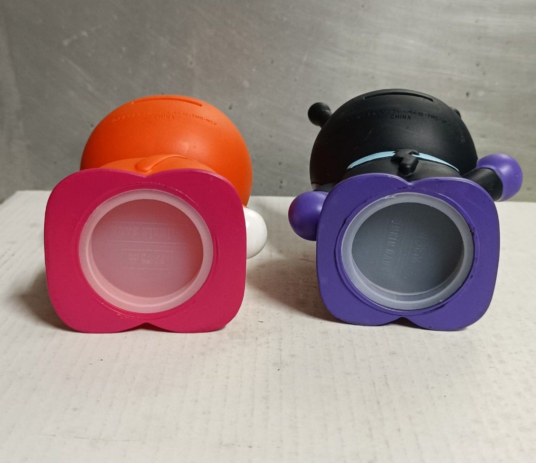 Anpanman Bread Man Cartoon Anime Vintage Soft Vinyl Squeaky Toy Coin ...