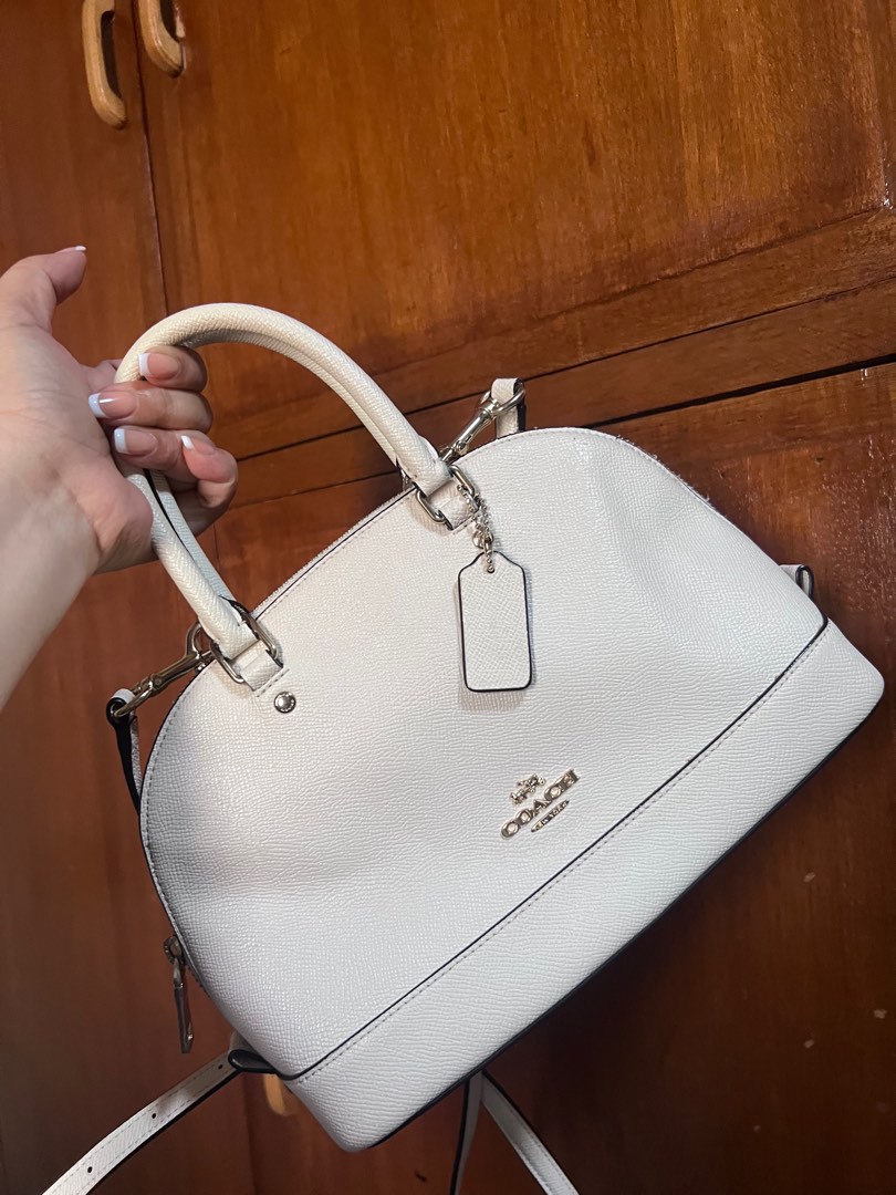 Authentic COACH Alma type sling bag, Luxury, Bags & Wallets on Carousell