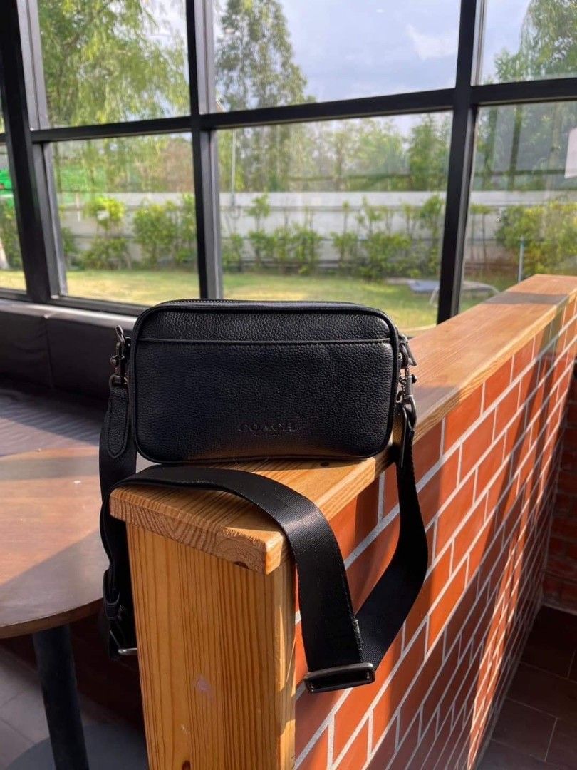 Coach Jayden Crossbody in Plain Black, Men's Fashion, Bags, Sling Bags ...
