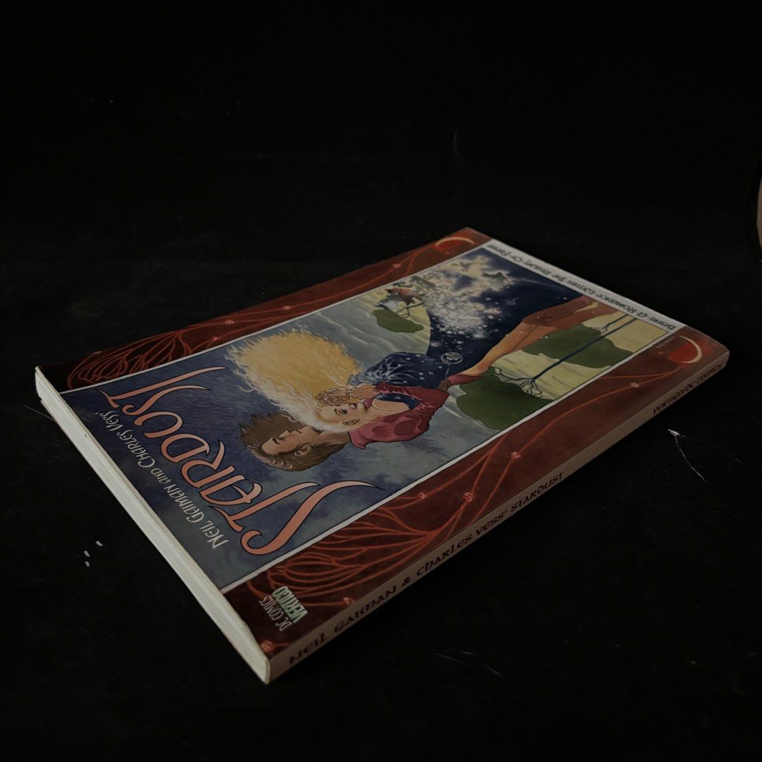 Dc Comics Vertigo Illustrated Stardust By Neil Gaiman X Charles Vess