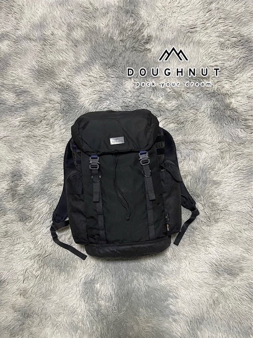 DOUGHNUT Absorb DN Black/Crowd Lu Backpack, Men's Fashion, Bags ...