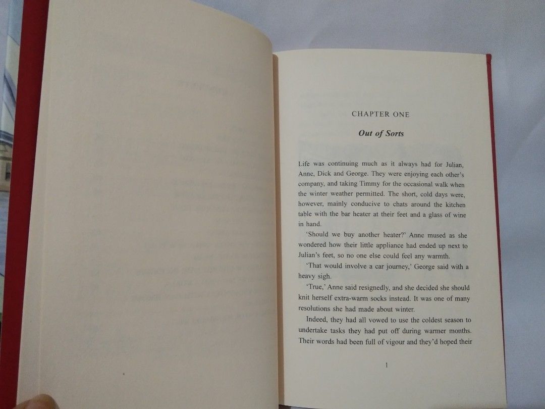 FIVE GO DOWN UNDER BY ENID BLYTON, Hobbies & Toys, Books & Magazines ...