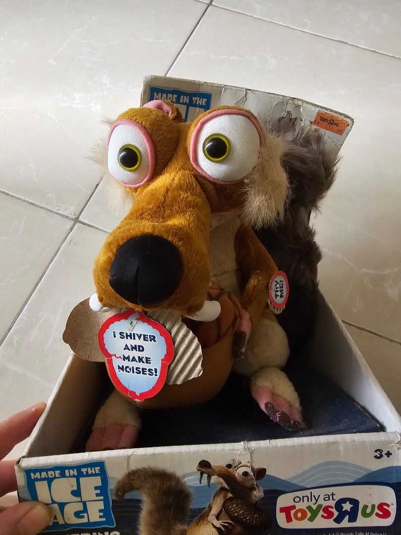 ICE AGE SHIVERING SCRAT, Hobbies & Toys, Toys & Games on Carousell