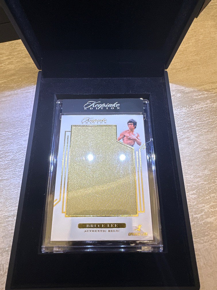 Keepsake Bruce Lee Jumbo patch 限50, 興趣及遊戲, 收藏品及紀念品, 明星周邊 - Carousell