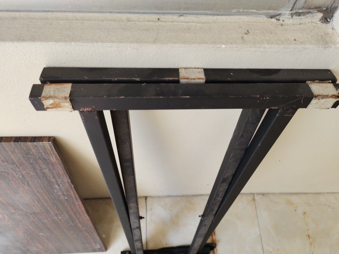 Meja Lipat / meja portable lepas pasang motif kayu, Perabotan Rumah di ...