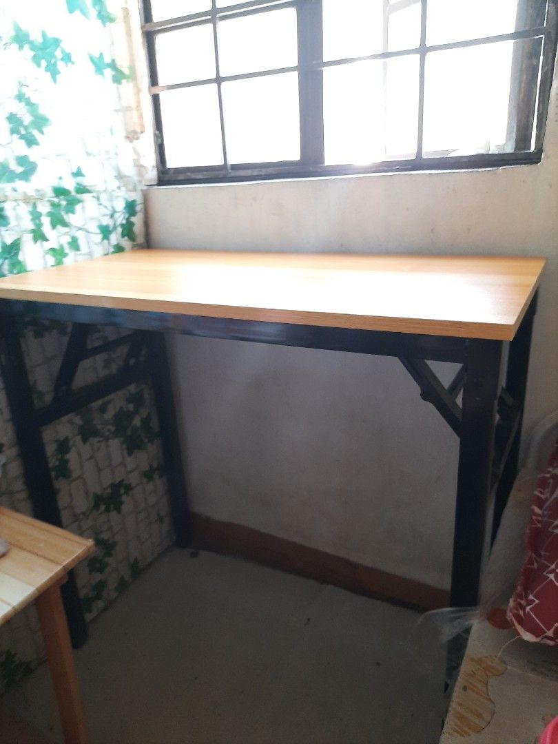 Mga gamit sa dorm/bhouse, Furniture & Home Living, Office Furniture ...