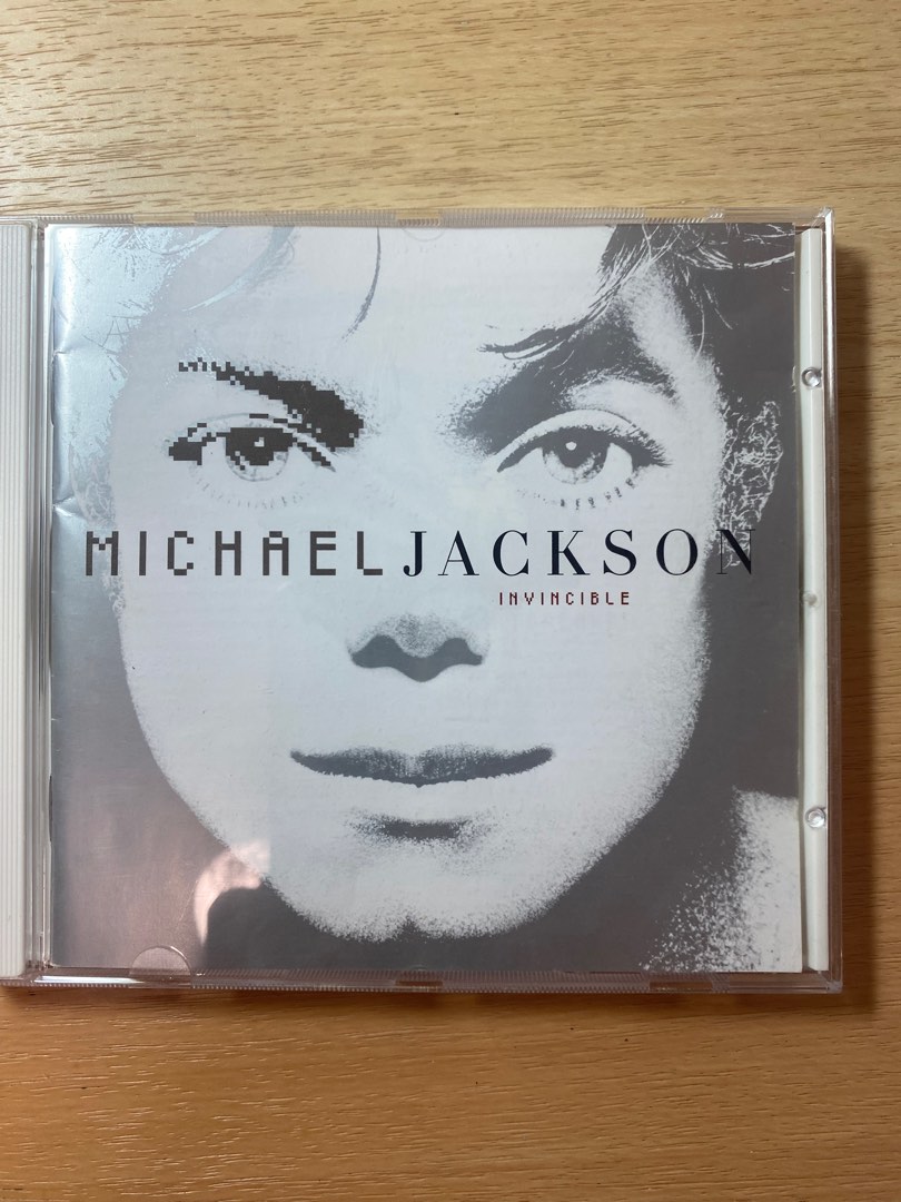 Michael Jackson - Invisible (CD), 興趣及遊戲, 音樂、樂器 & 配件, 音樂與媒體 - CD 及 DVD ...