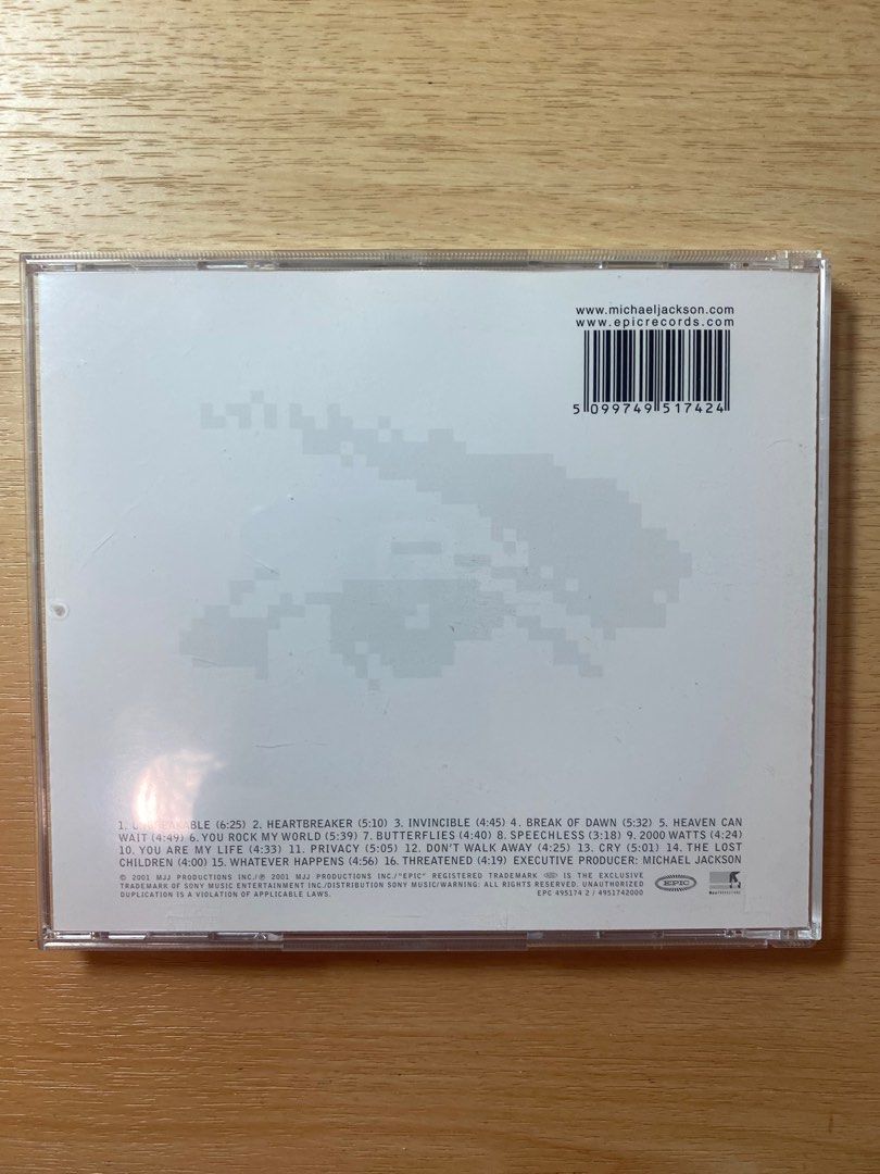 Michael Jackson - Invisible (CD), 興趣及遊戲, 音樂、樂器 & 配件, 音樂與媒體 - CD 及 DVD ...