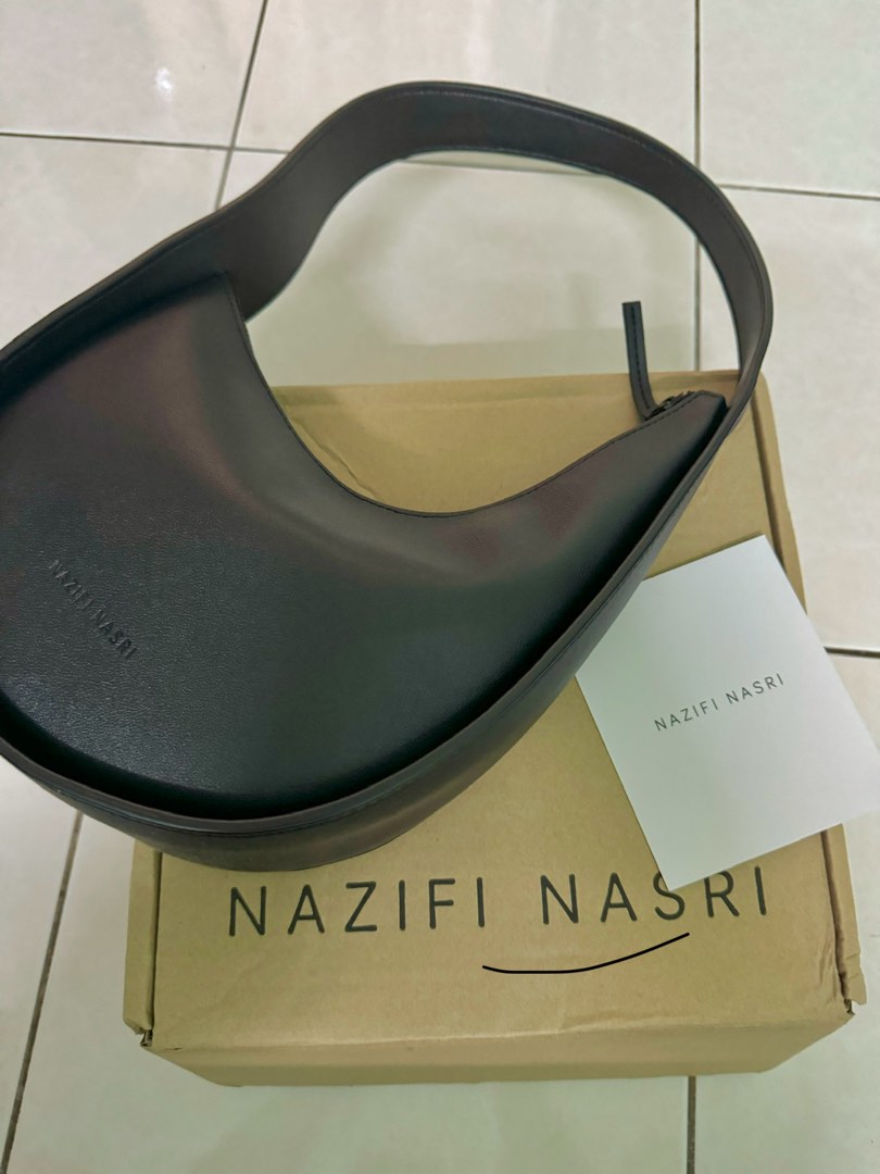 NAZIFI NASRI BAG HALF EGGY IN BLACK, Women's Fashion, Bags & Wallets ...