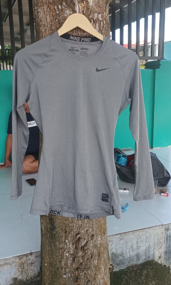 Nike pro compression running, Olah Raga, Baju Olahraga di Carousell