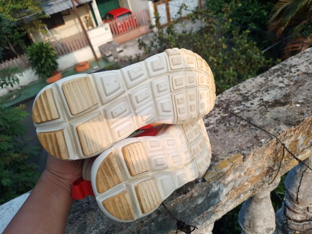 Nike x Tom Sachs size 43, Fesyen Pria, Sepatu , Sneakers di Carousell