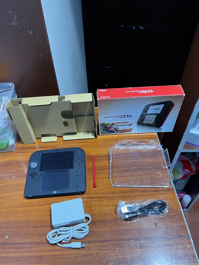 Nintendo Old Regular 2DS Crimson Red (Complete in Box, Non Cfw & US ...